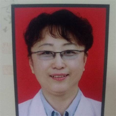 杨英 副主任医师的详情