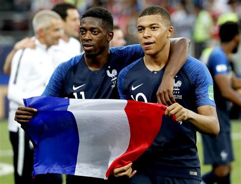 Barcelona Vs Psg Dua Teman Beradu Di Lapangan Republika Online