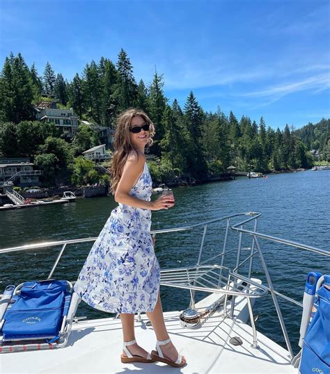 Natasha Caliss Feet