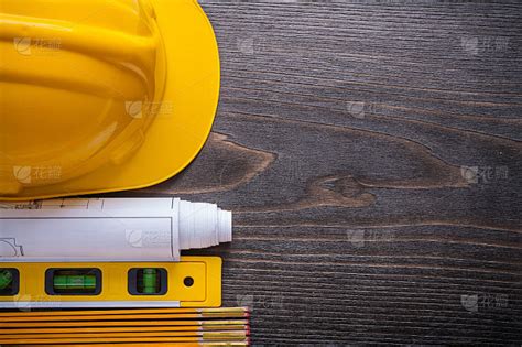 复制空间版本的图纸施工级别和安全帽