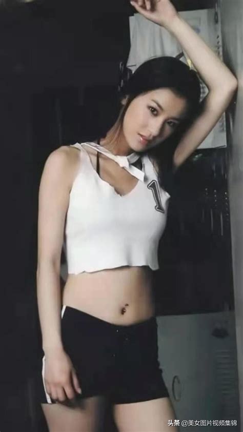 Huang Shengyi Sexy Photo Album Inews