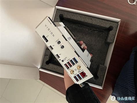 Hi~！我的少女心~技嘉白色itx主板z590i Vision D Pc 数码一族 数码一族