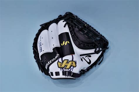하타케야마 Kspo 양의지 지급모델 M2 골드오더 포수미트 화이트 블랙 구도베이스볼
