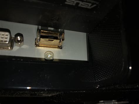 Idek How This Happened Displayport Cable Casing Got Separated From The Cable And Stuck In The