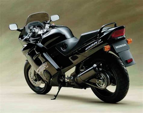 Honda Cbr1000f 1987 1997 Review Speed Specs And Prices Mcn