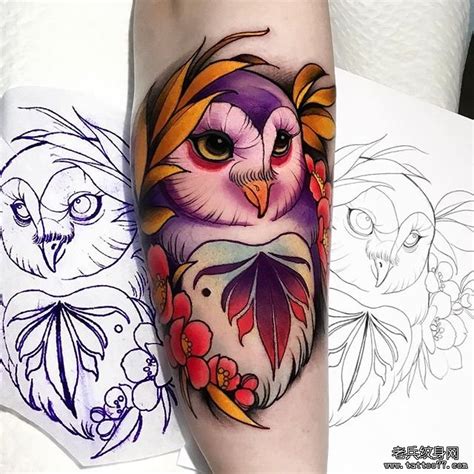 手臂黑灰猫头鹰纹身图案