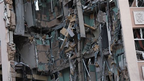 Четири станаха жертвите на руския ракетен удар по Кривой Рог Новини бг