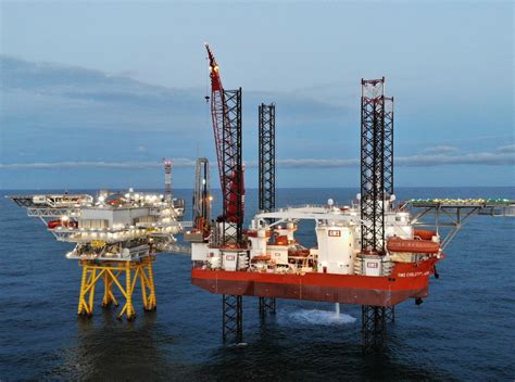 Marine Fuel Supply Empowering Marine Services In Uae Sea Sail Shipping