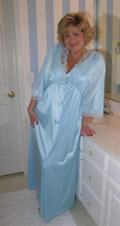 Robes For Elderly Woman At Jannie Hunt Blog