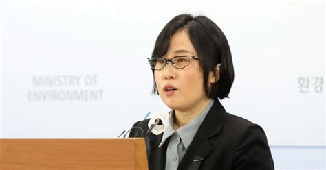 환경부 비닐봉투 유상 판매 금지 및 종이컵·플라스틱 빨대 매장 내 사용 금지