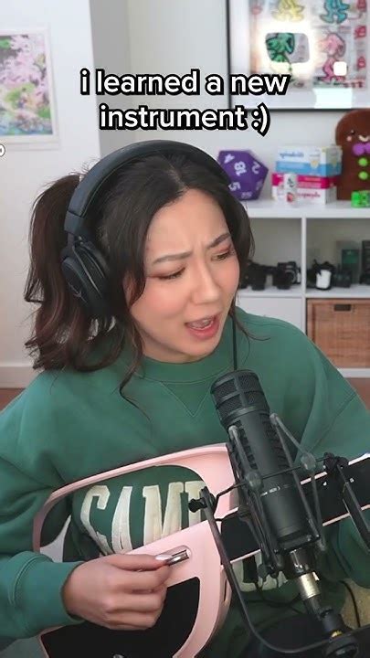 I Bought A Stringless Guitar Youtube