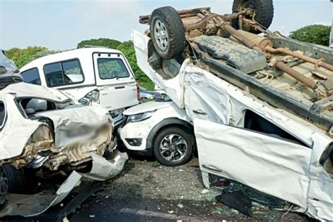 Several People Injured In Kzn Crash Involving At Least 35 Vehicles