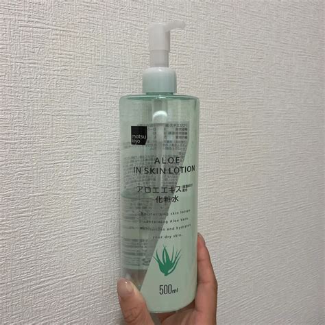 マツキヨ アロエエキス化粧水｜matsukiyoの口コミ コスパ良すぎる！顔はもちろん全身も含めてパシャパシャ使える。 By