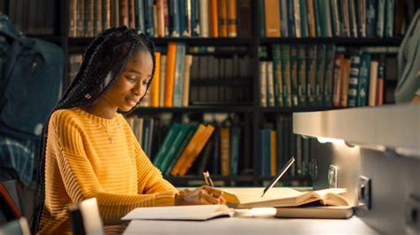 Structured Vs Unstructured Qualitative Data