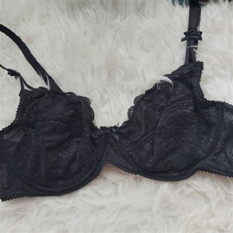 Бюстгалтер — ціна 100 грн у каталозі Бюстгальтери Купити жіночі речі за доступною ціною на Шафі
