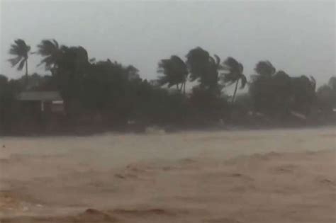 Zambales Binayo Ng Malakas Na Hangin At Ulan Abs Cbn News