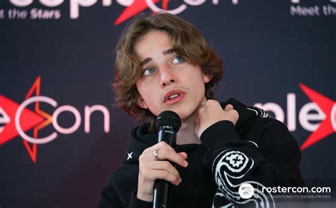 Stranger Things Roster Con