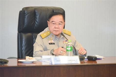 “ประวิตร” นั่งรักษาการนายกฯ หลังศาล รธน สั่ง “ประยุทธ์” หยุดปฏิบัติหน้าที่