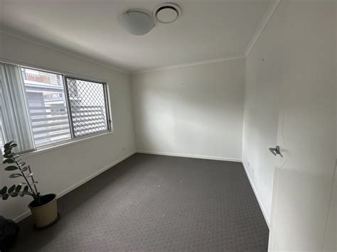 Room For Rent In Morningside Brisbane 205 Unfur Au