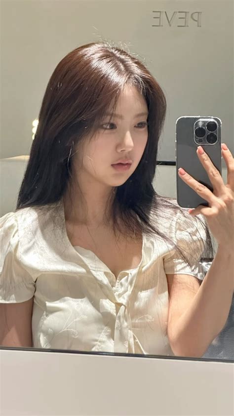 일산미용실 Peve 페브 박소현 빌드펌 레이어드펌 톤다운 여신머리 포기 못하는사람 주목 ꔛ💗¨•¸¸ 긴머리가 주는 기본적인 여성스러움이 있다는건 많은 고객님들께서