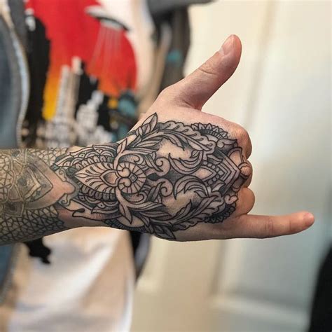 Тату мандала Тату мандала для парня на руке Тату Татуировка рука Идеи татуировок для мужчин