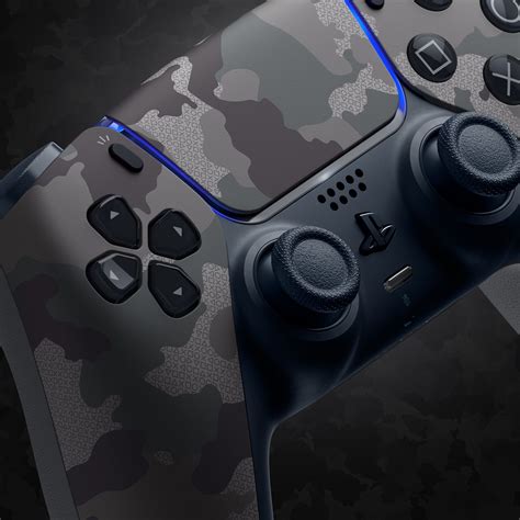 Anime Girl Gaming On Twitter Rt Playstation Can You Spot The