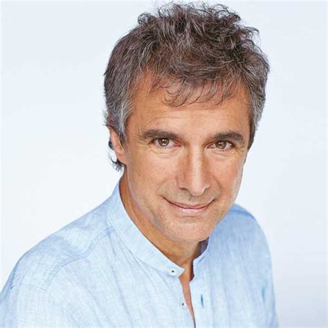 گای کورنو نویسنده کتاب پدران غایب ایران کتاب