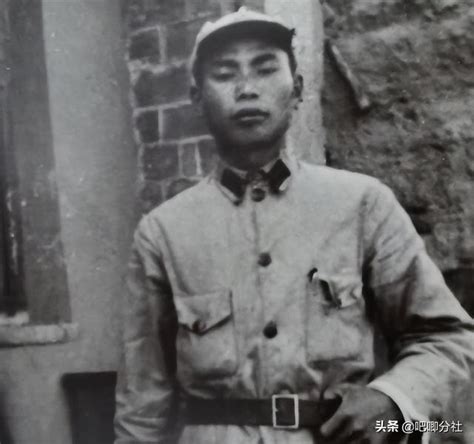 楊得志是韓先楚、劉震老首長，1954年他們到軍事學院學習，成同學 每日頭條