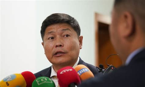 Х Нямбаатар Метро барих 1 3 тэрбум долларыг нийслэл өөрийн төсвөөр шийднэ E Mn