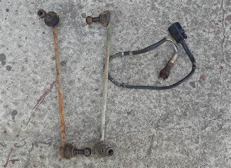 Замена передних стоек стаба и верхнего датчика кислорода. Проблема с ...