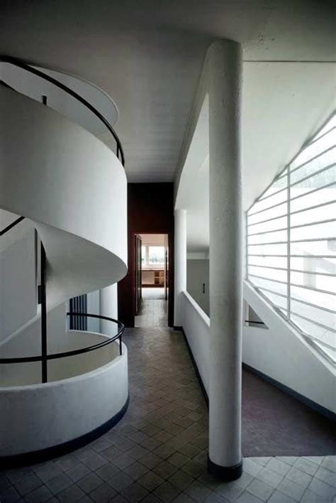 Villa Savoye By Le Corbusier Spiral Staircase Villa Savoye Le