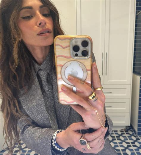 Sarah Shahi Instagram Photos 01172026 Hawtcelebs Sarah Shahi Instagram Photos 01172026 Hawtcelebs