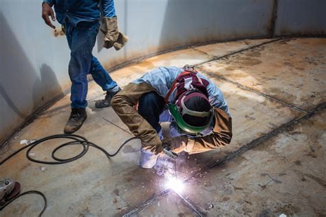 premium photo repair welding storage tank bottom plate