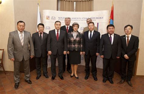 УИХ ын гишүүд БНЧУ д ажлын айлчлал хийлээ