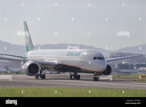 Eva Air Boeing 787 10 Dreamliner On The Runway Is Going To Take Off