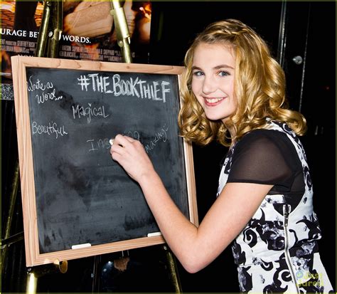 Sophie Nélisse Wallpapers Wallpaper Cave