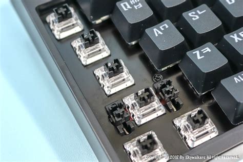 카일광축 키보드의 베스트셀러~ Abko Hacker K660 축교환 완전방수 게이밍 카일광축 블랙 리니어 사용기 유저 칼럼 퀘이사존