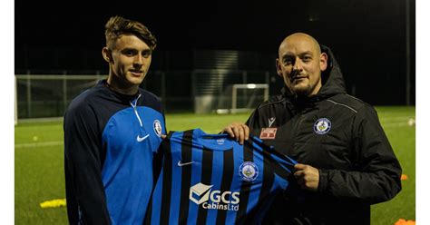 Long Eaton United Sign Tom Cursons From Gainsborough Trinity