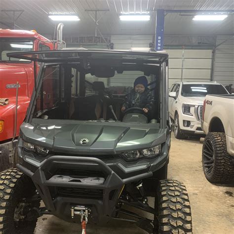Can Am Defender Hd11 Talk Has Anyone Installed 33 Tires On A Stock