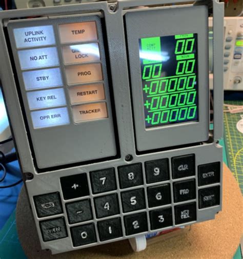 Raspberry Pi Runs Apollo Guidance Computer Code In This Homemade Dsky