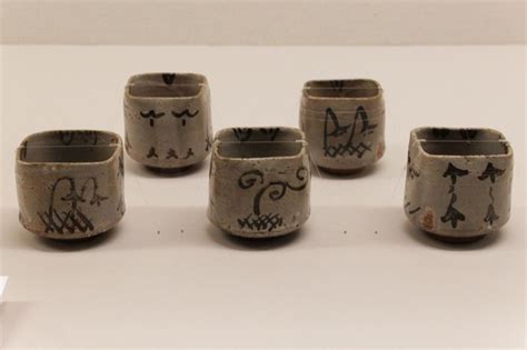 インターネットミュージアム 織部 古田 日本の陶器