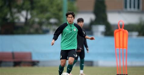 미쳤다 ‘또 19세 한국인epl 직행 18번째 프리미어리거 탄생할까 브라이튼 윤도영 영입 검토”