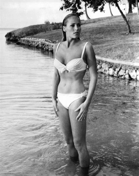 20 самых красивых женщин с фигурой песочные часы