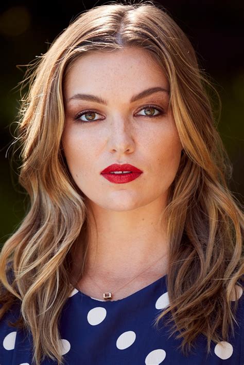 Biografie Von Lili Simmons Lili Simmons Liliflower33 • Instagram