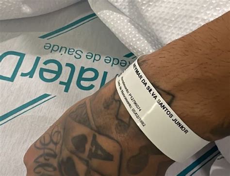 Neymar Posta Foto Em Hospital De Bh Antes De Cirurgia No Joelho