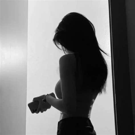 100张好看不常见的微信头像真人女生不露脸小众不易撞 配图网