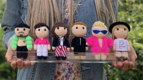 Strictly Come Dancing Crochet Dolls Meet Real Life Inspirations Bbc News