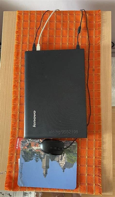 Бюро за компютър Бюро Мебели за дома и офиса Сливен Продавам компактно бюро за компютъ