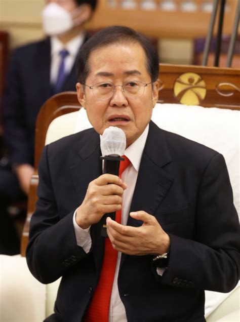 홍준표 당대표는 尹정권과 같이 옥쇄를 각오할 사람이 해야