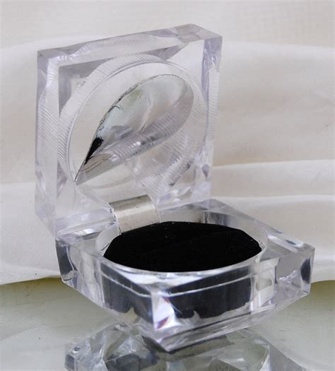 Прозрачна кутия за пръстен или обеци Опаковки Кристина Арт бижута от естествени култивирани